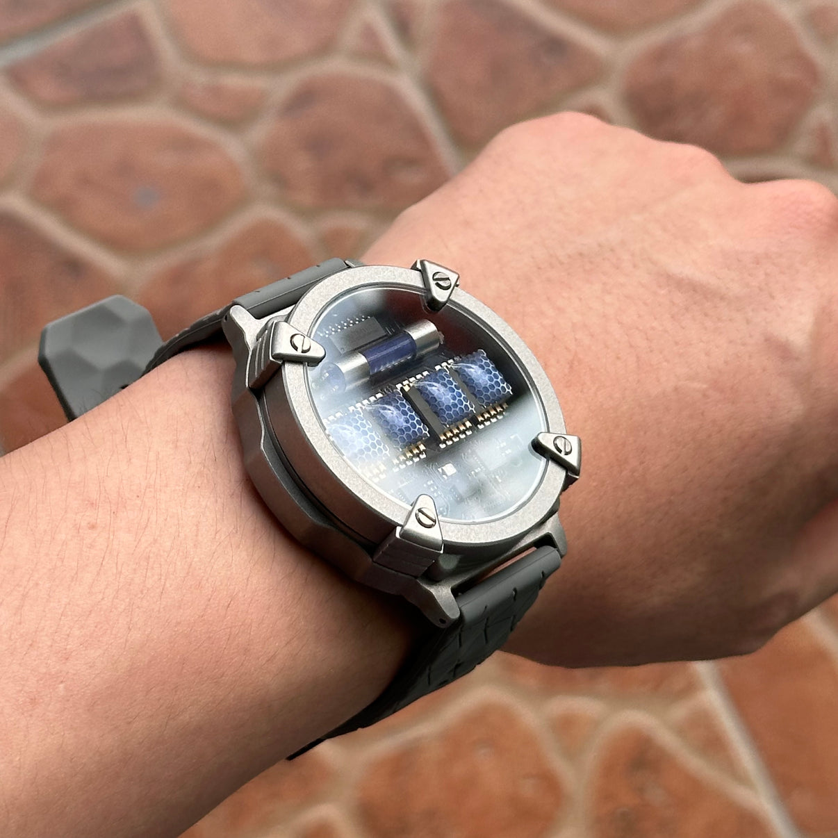 Nixie Watch 2 - Titanium - MXGZS